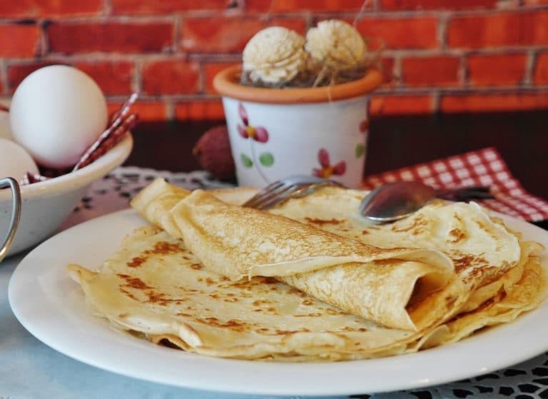 Recette de crêpes pour fêter la Chandeleur en famille